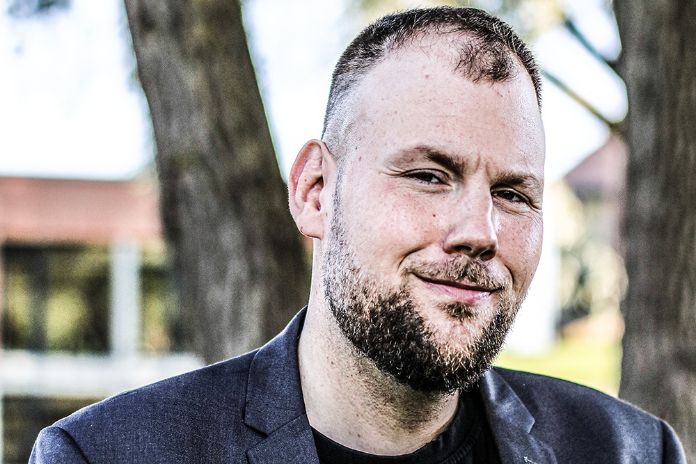 Den tidligere salgsdirektør drømmer om at blive præst - Indremission.dk